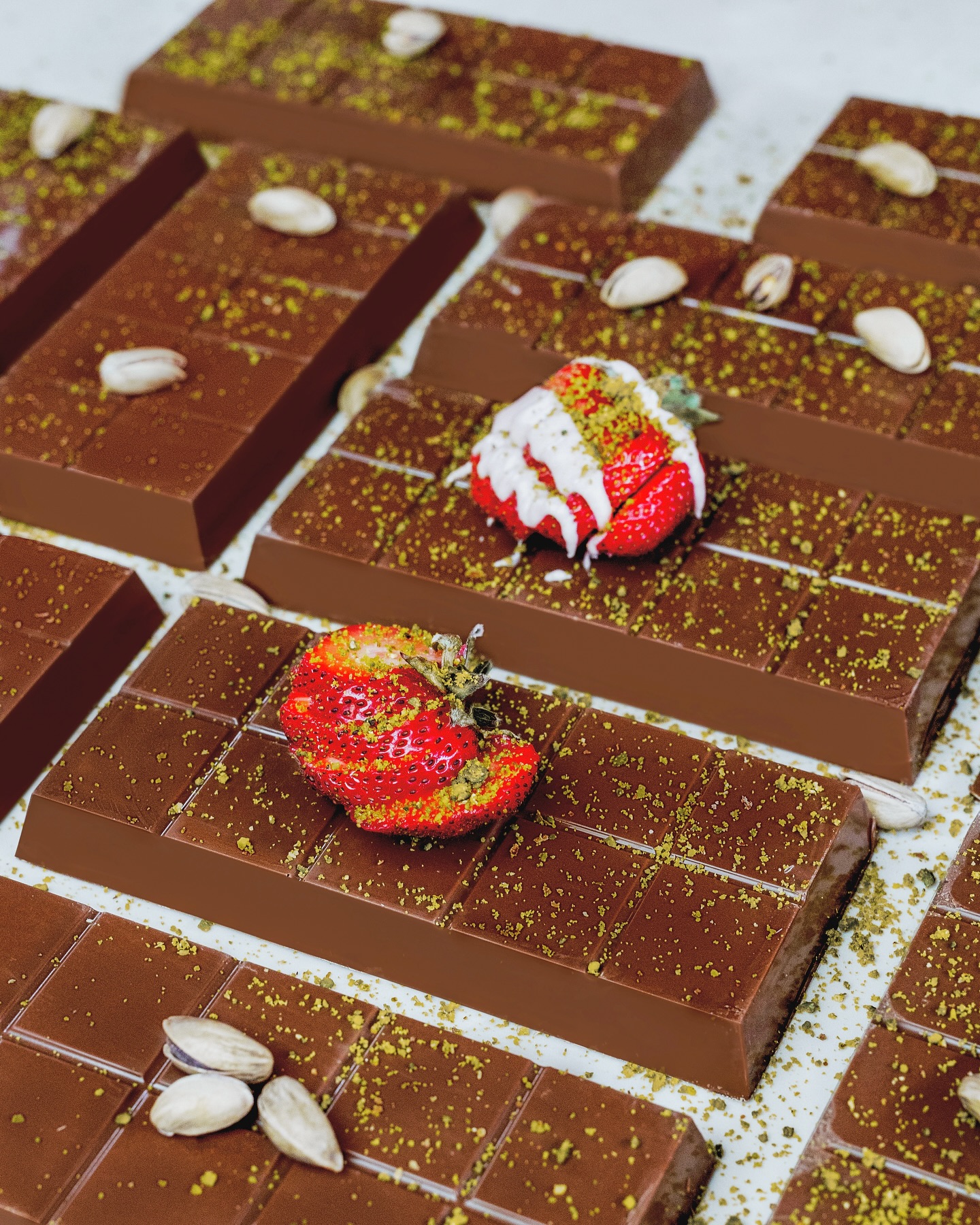 Try The Viral Knafeh Chocolate Bar In Downtown Dubai – Strictly ...